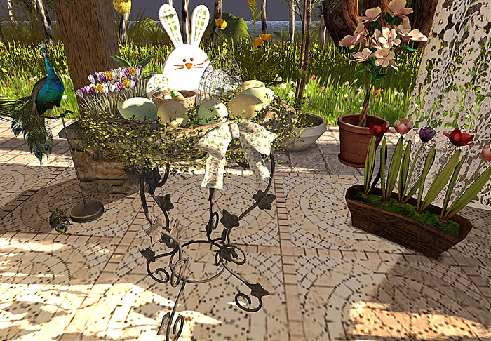 Second Life Marketplace - CJ Easter Iron Planter full of Eggs