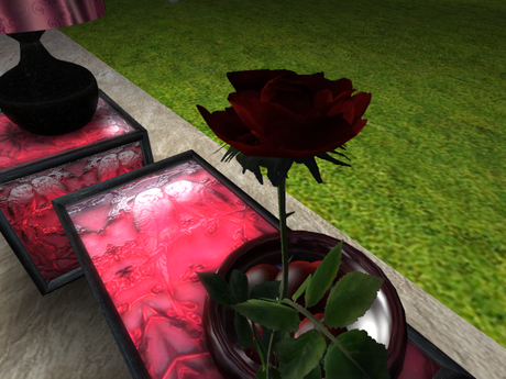 Second Life Marketplace - Ruby Red Table Set, boxed